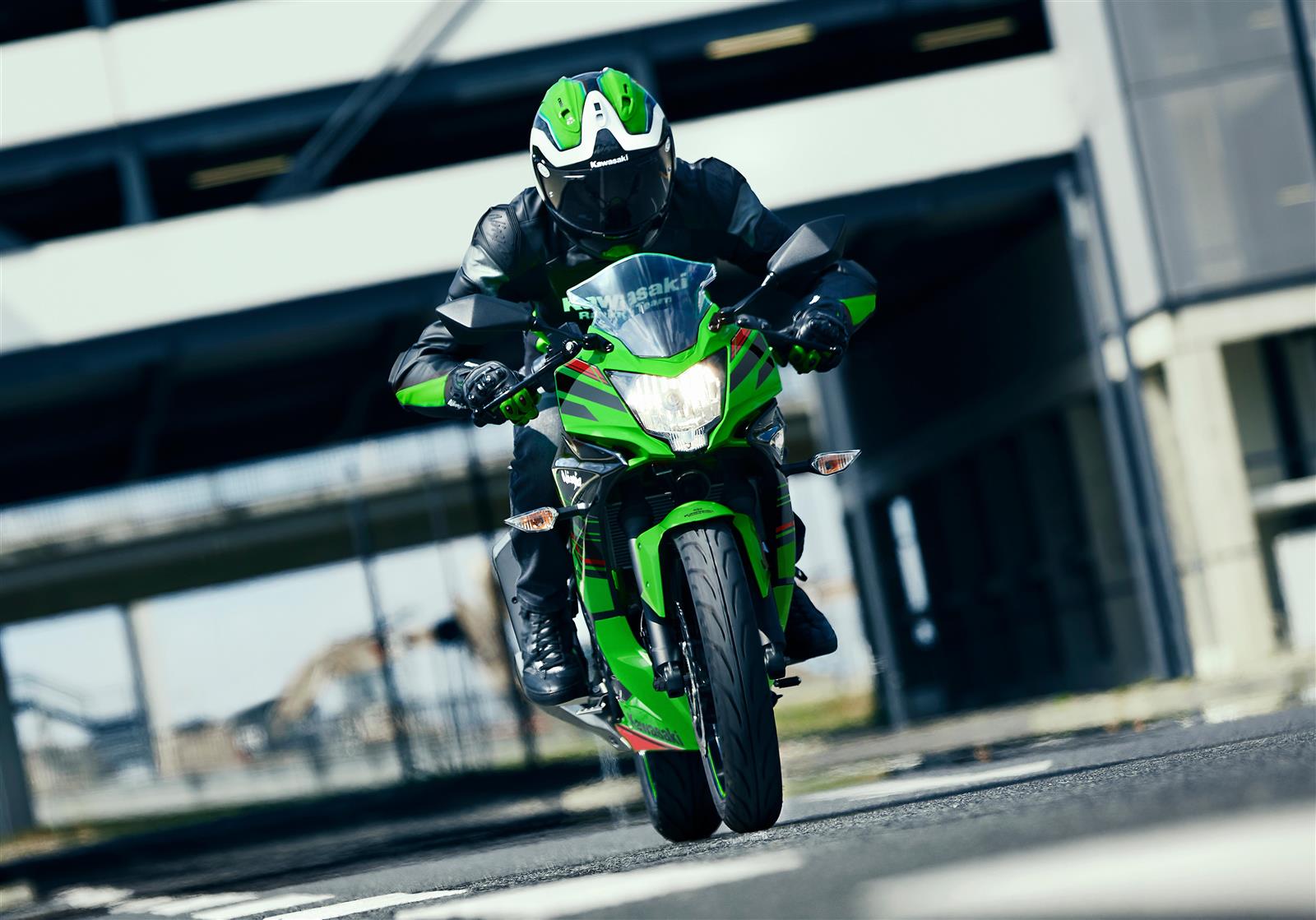 Kawasaki Ninja 125 – Farger, spesifikasjoner og tilbehør