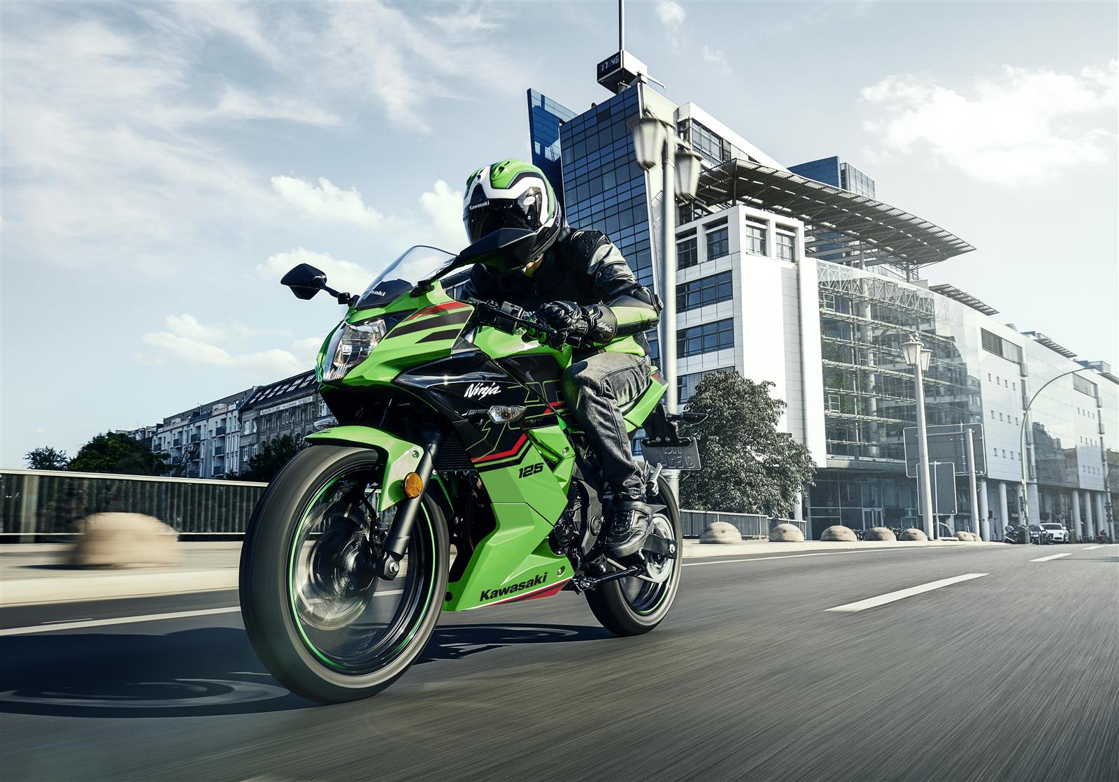 Kawasaki Ninja 125 – Farger, spesifikasjoner og tilbehør