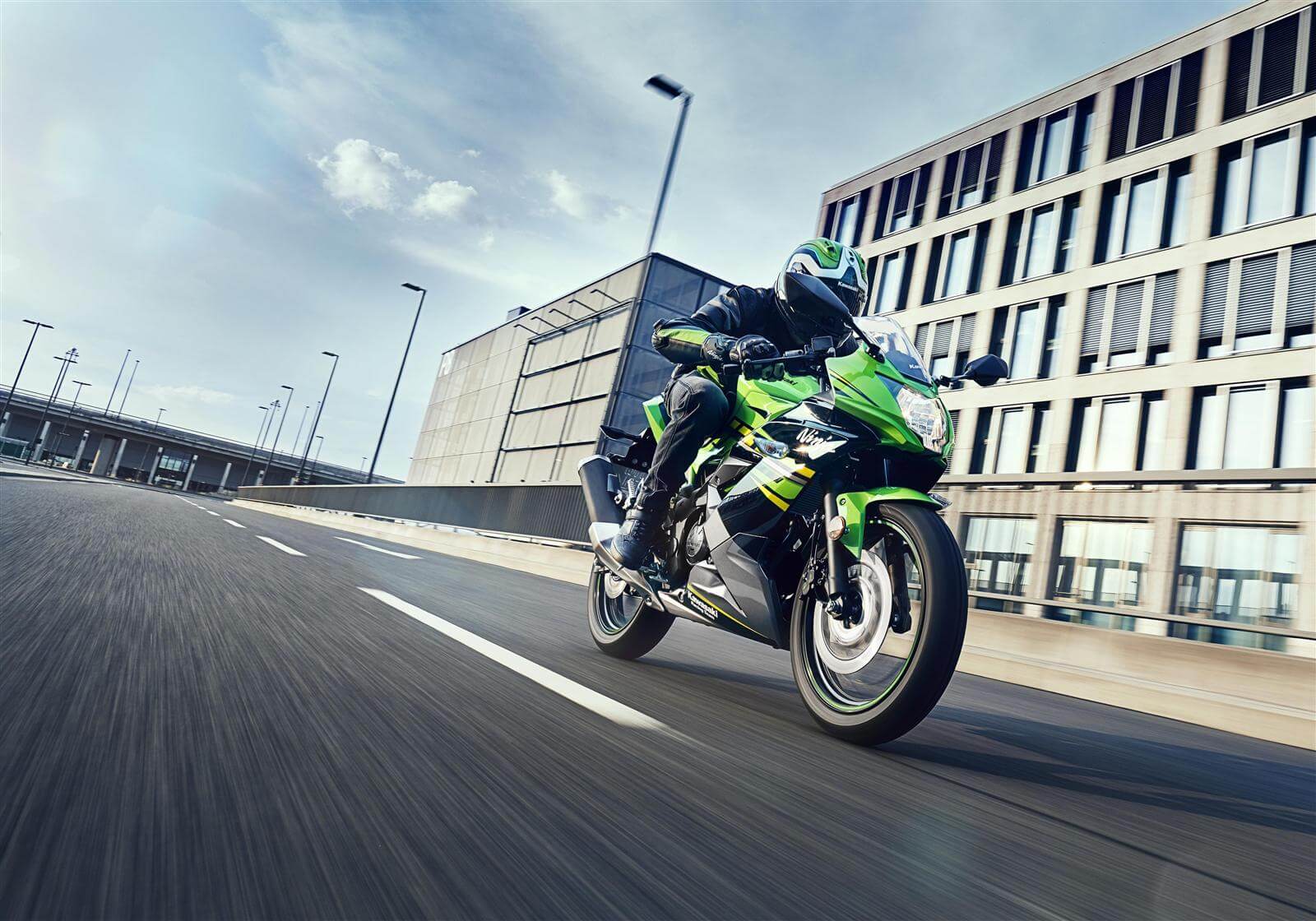 Kawasaki Ninja 125 – Farger, spesifikasjoner og tilbehør